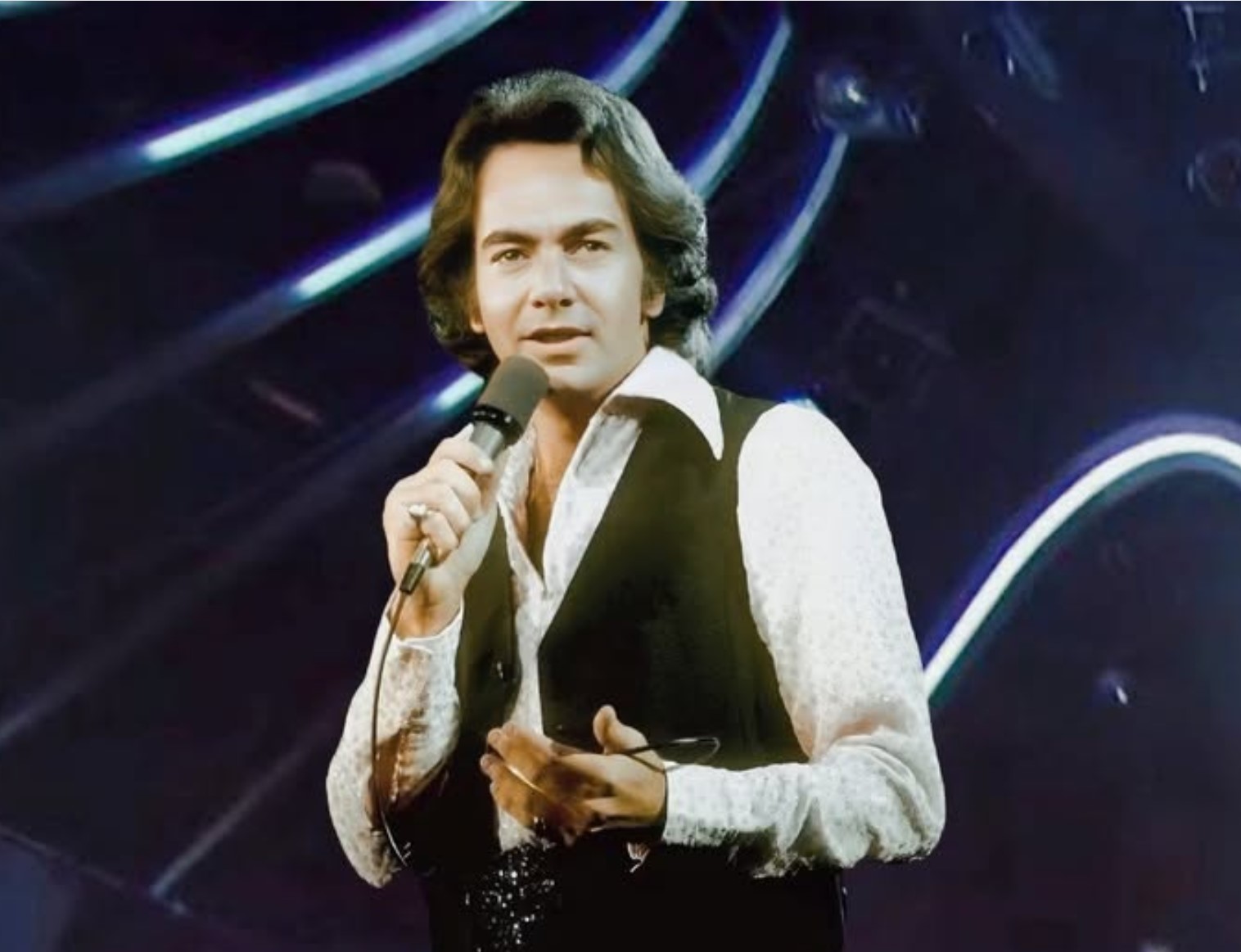Neil Diamond’s “Sweet Caroline” – The Timeless Anthem That Captivated ...